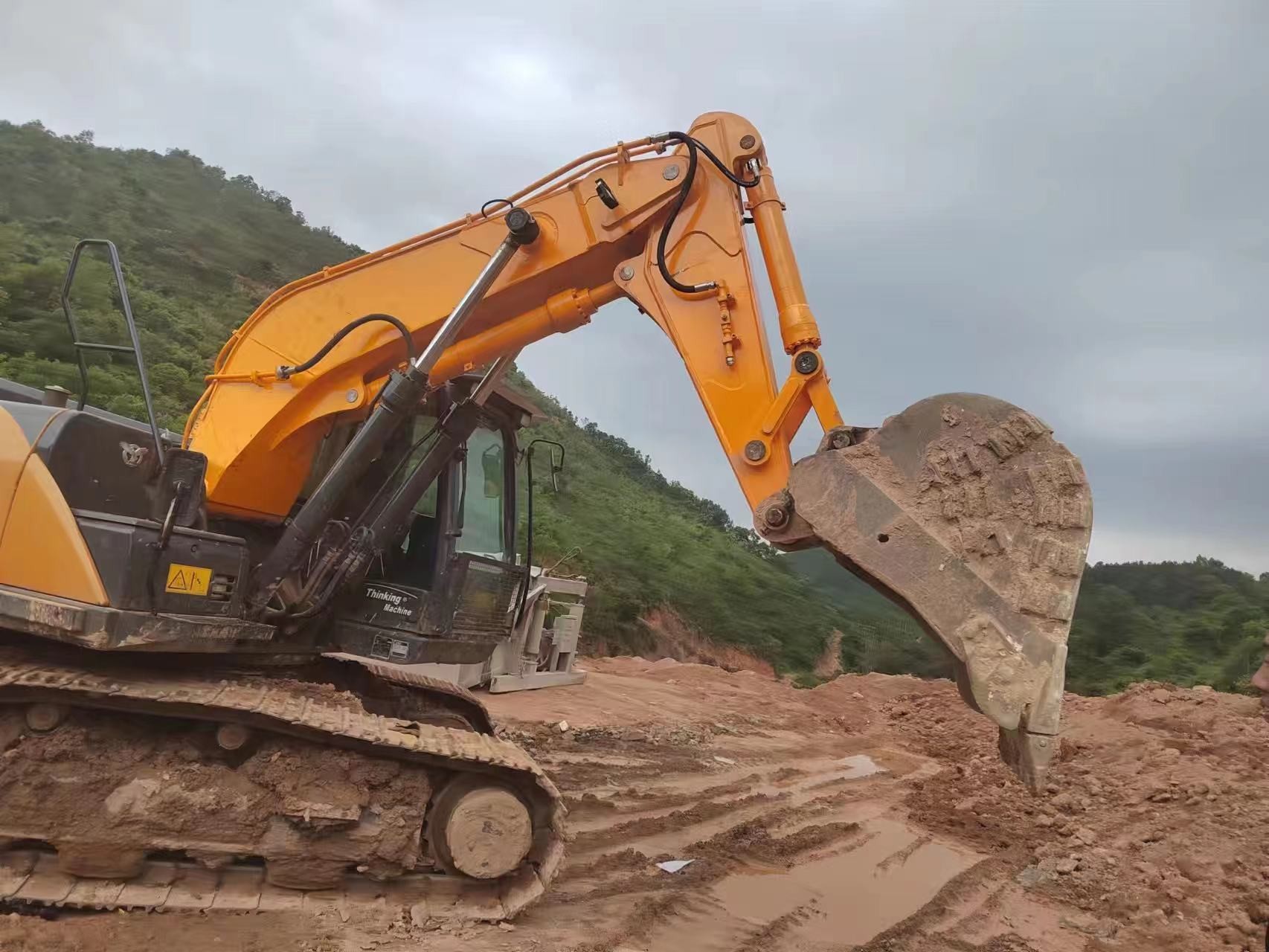 Mini Excavator Tunnel Short Boom Arm Adjustable Digger Attachment For ...