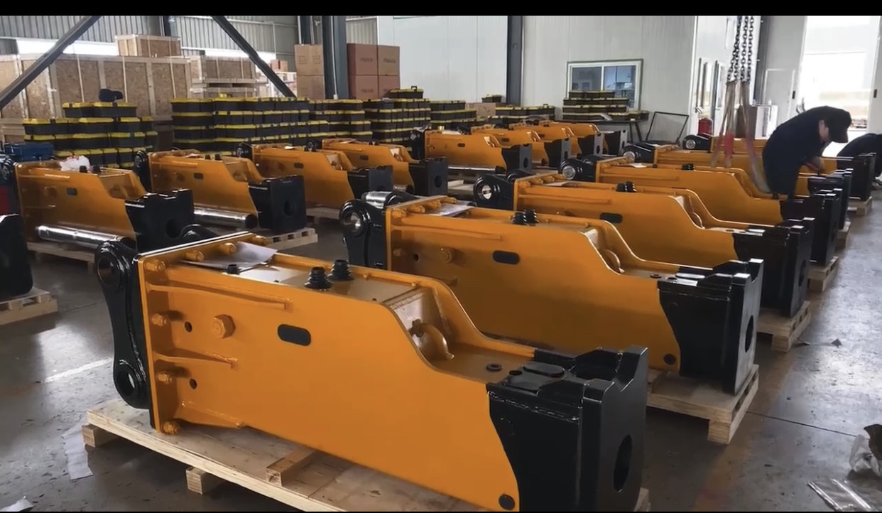 65 Ton Excavator Breaker In Box Type Excavator